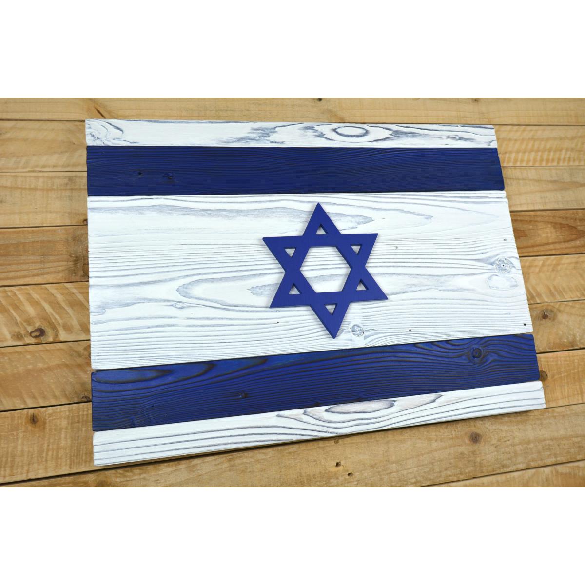 Israeli Wooden Flag: Quality Craft, Deep Burning Detail