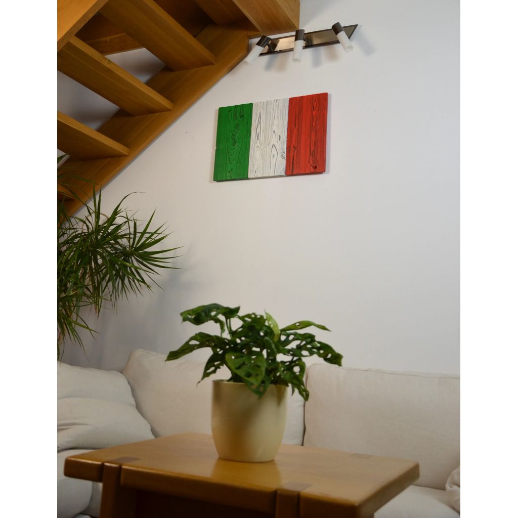 Italian Wooden Flag: Deep Burned Art, Handcrafted Style