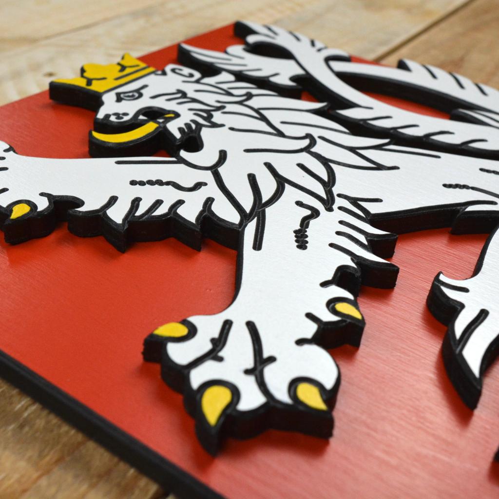 Bohemian Lion: Majestic Symbol in Authentic Wood